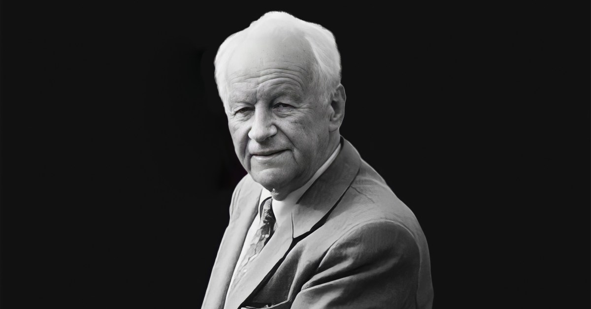 John Stott Has Died - Christianity Today