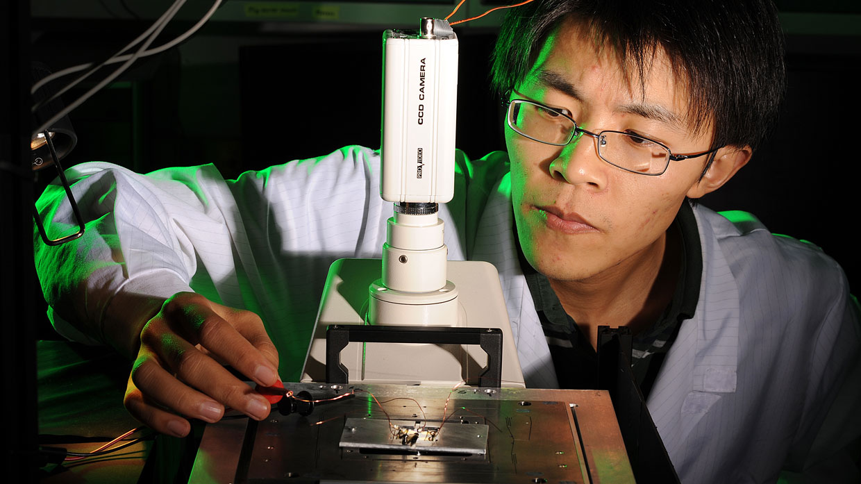 Study: 2 Million U.S. Scientists Identify As Evangelical - Christianity ...