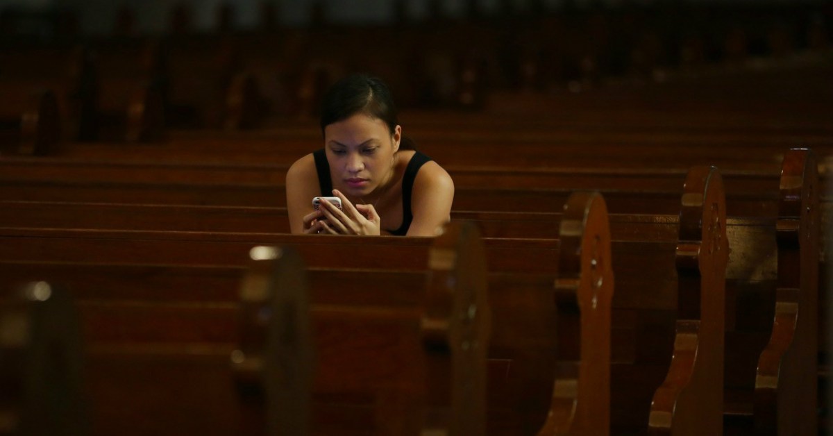 It's Sunday Morning. Where Should Your Cell Phone Be? - Christianity Today