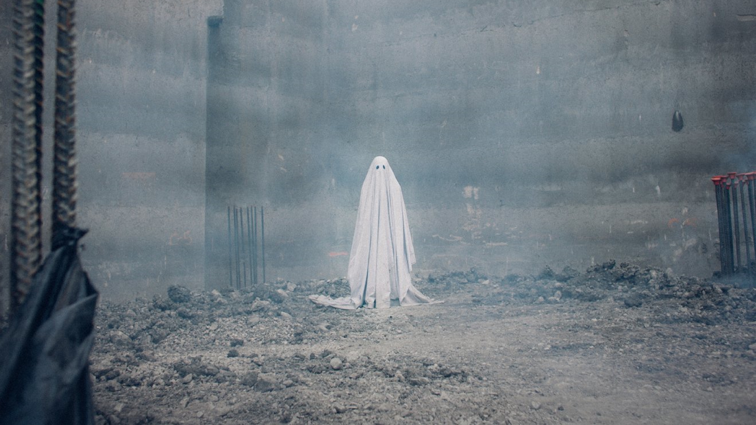 'A Ghost Story' Is a Haunting Ode to the Privilege of Witness ...