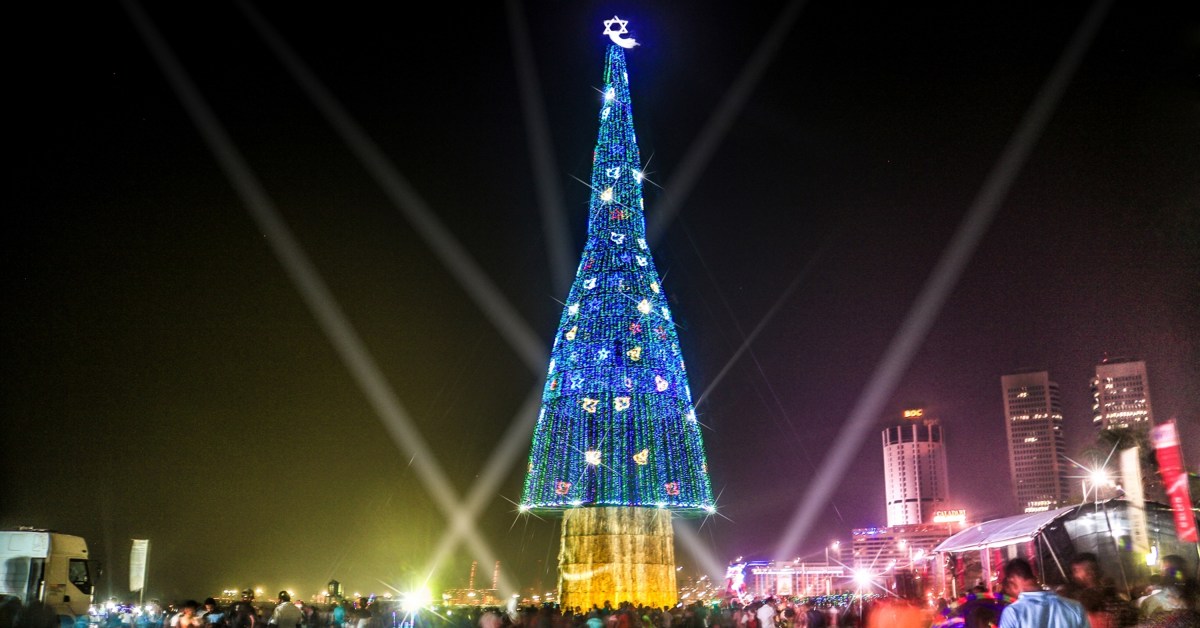 The World’s Biggest Christmas Tree Hasn’t Helped Sri Lankan Christians ...