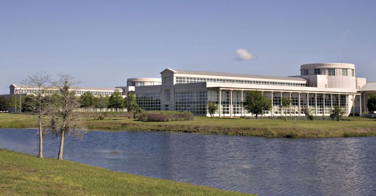 Cru Divided Over Emphasis on Race - Christianity Today