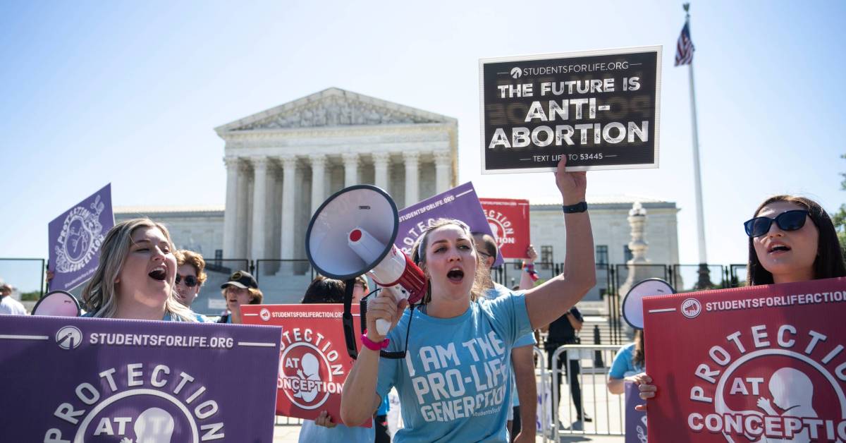 Goodbye Roe v. Wade: Pro-Life Evangelicals Celebrate the Ruling They’ve ...