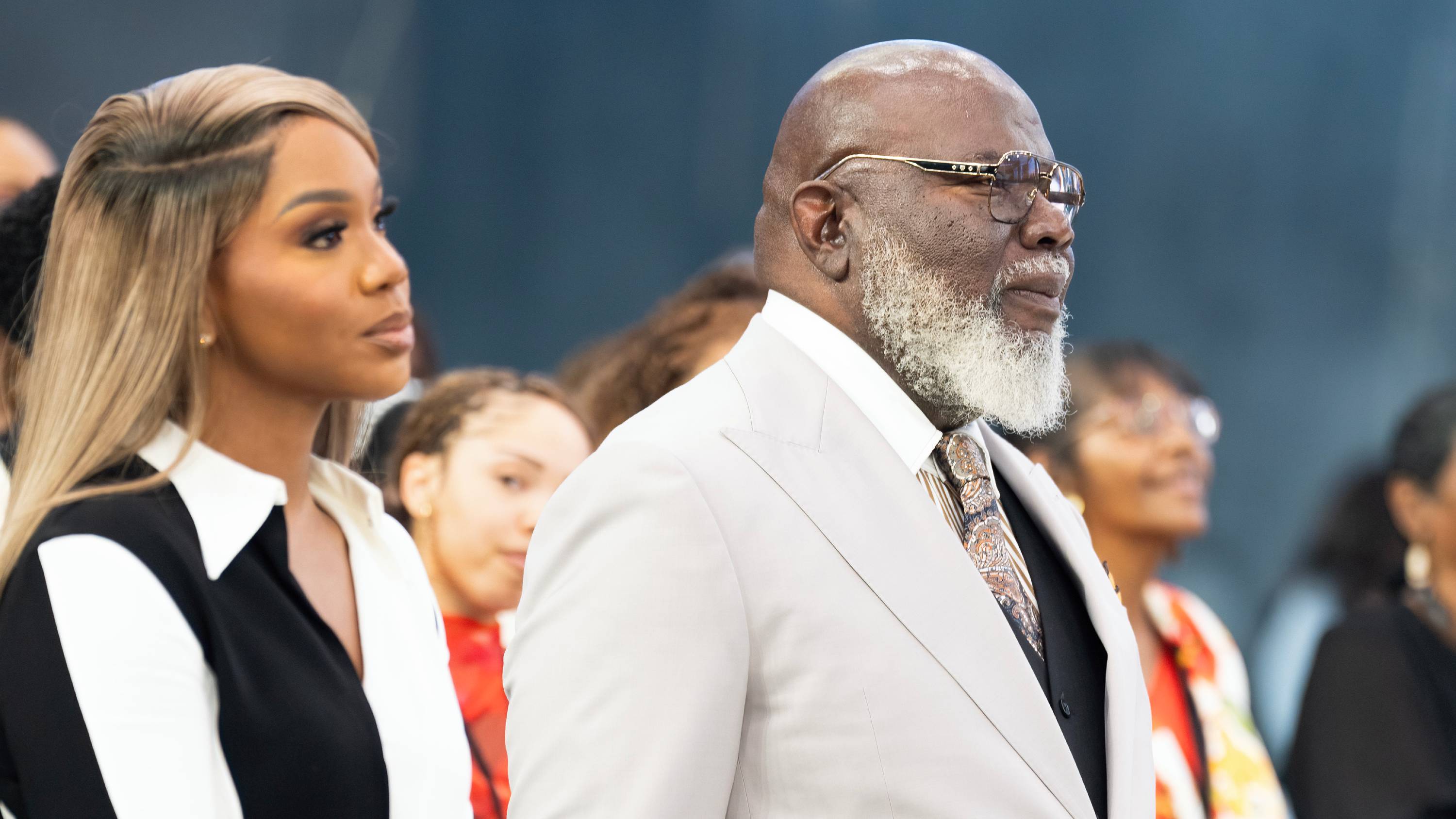 T.D. Jakes Hands Over Leadership of Dallas Megachurch - Christianity Today