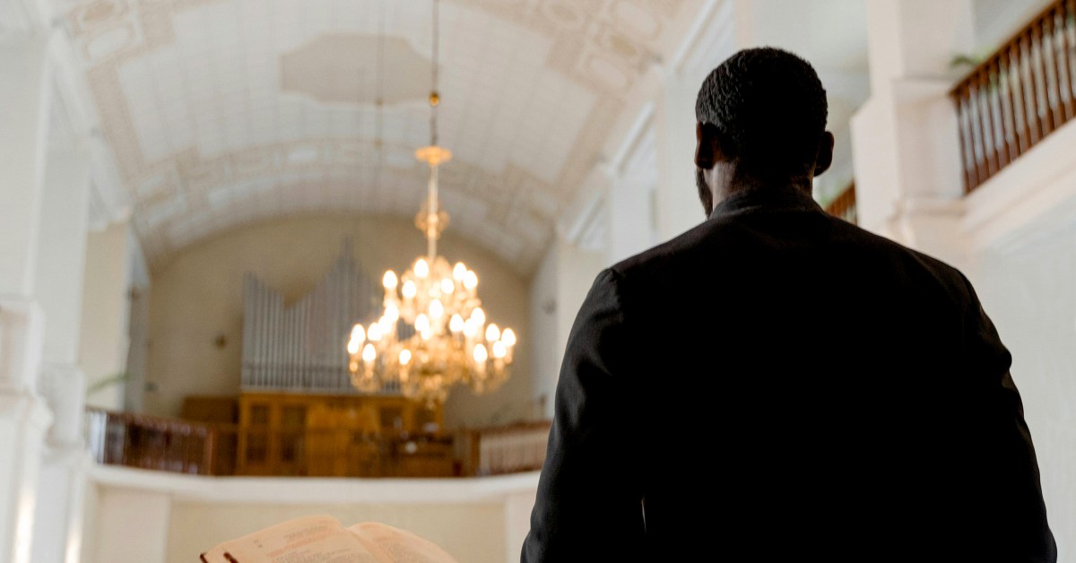 Nigerian Anglicans Push Back Against Politicians in the Pulpit - Christianity Today